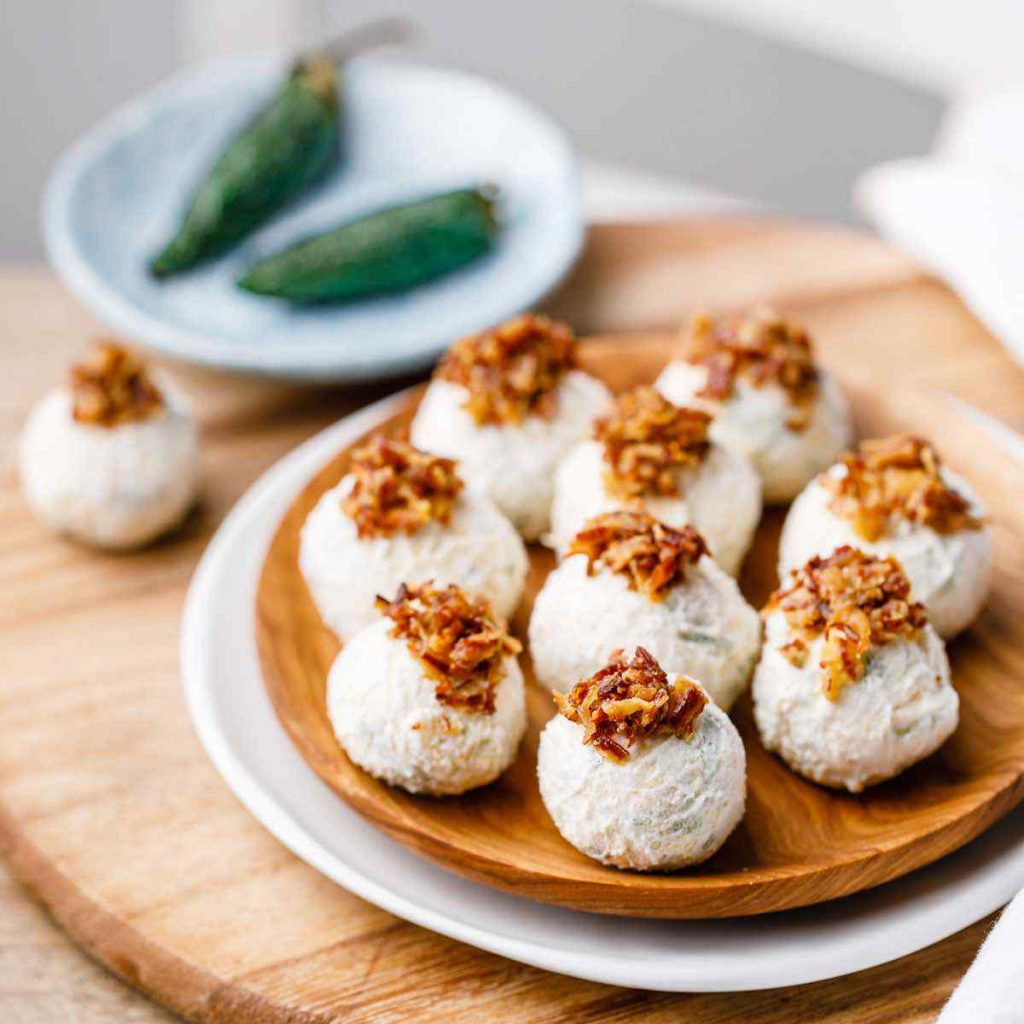 Jalapeno Cream Cheese Fat Bombs (The Best Keto Fat Bombs Ever ...
