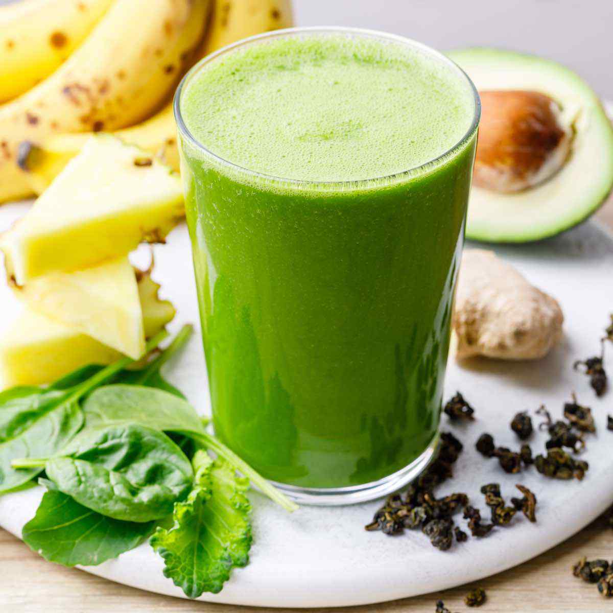 Mighty Greens and Green Tea Smoothie for Healthy Energy That Lasts ...